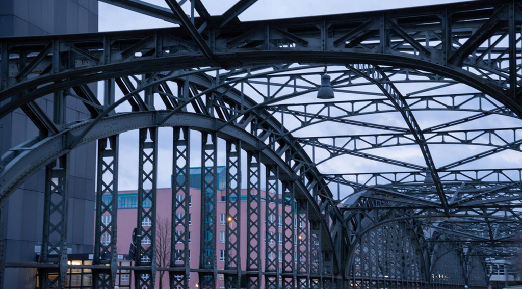 Angle Profile Bending Techniques and Use Cases – Ageramac